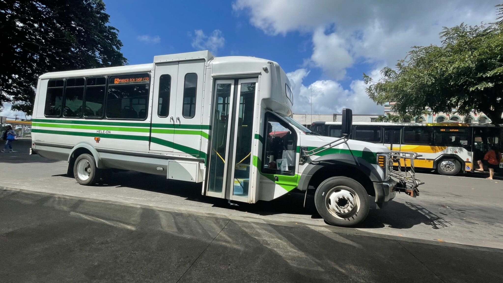 ハワイ島の公共交通機関「Hele-On bus（ヘレオンバス）」の乗り方・運賃を徹底解説！留学生にもおすすめ | 留学諦めないブログ